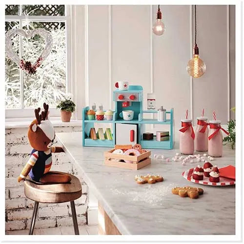 WHICH TOYS ARE ON THE GLTC TEAM'S CHRISTMAS LIST?